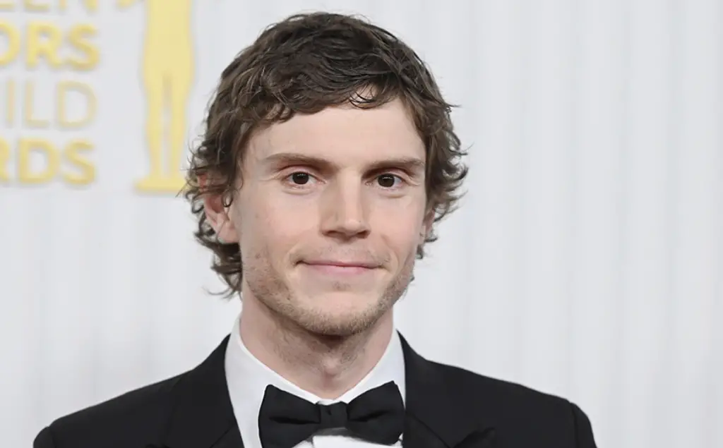 Evan Peters Aims to Step Away from Dark Roles, Citing Emotional Toll ...